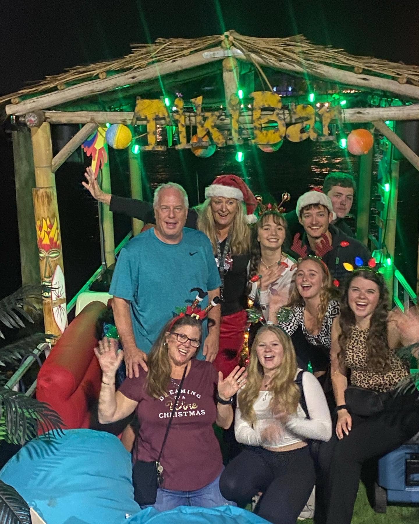 Tiki Tour Cruise - Down Under Tiki Tours